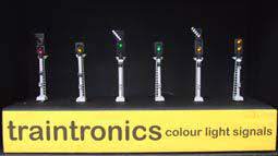 TrainTronics TT 135 OO Scale 4 Aspect Signal Rd/Yw/Gn/Yw With Feather ...