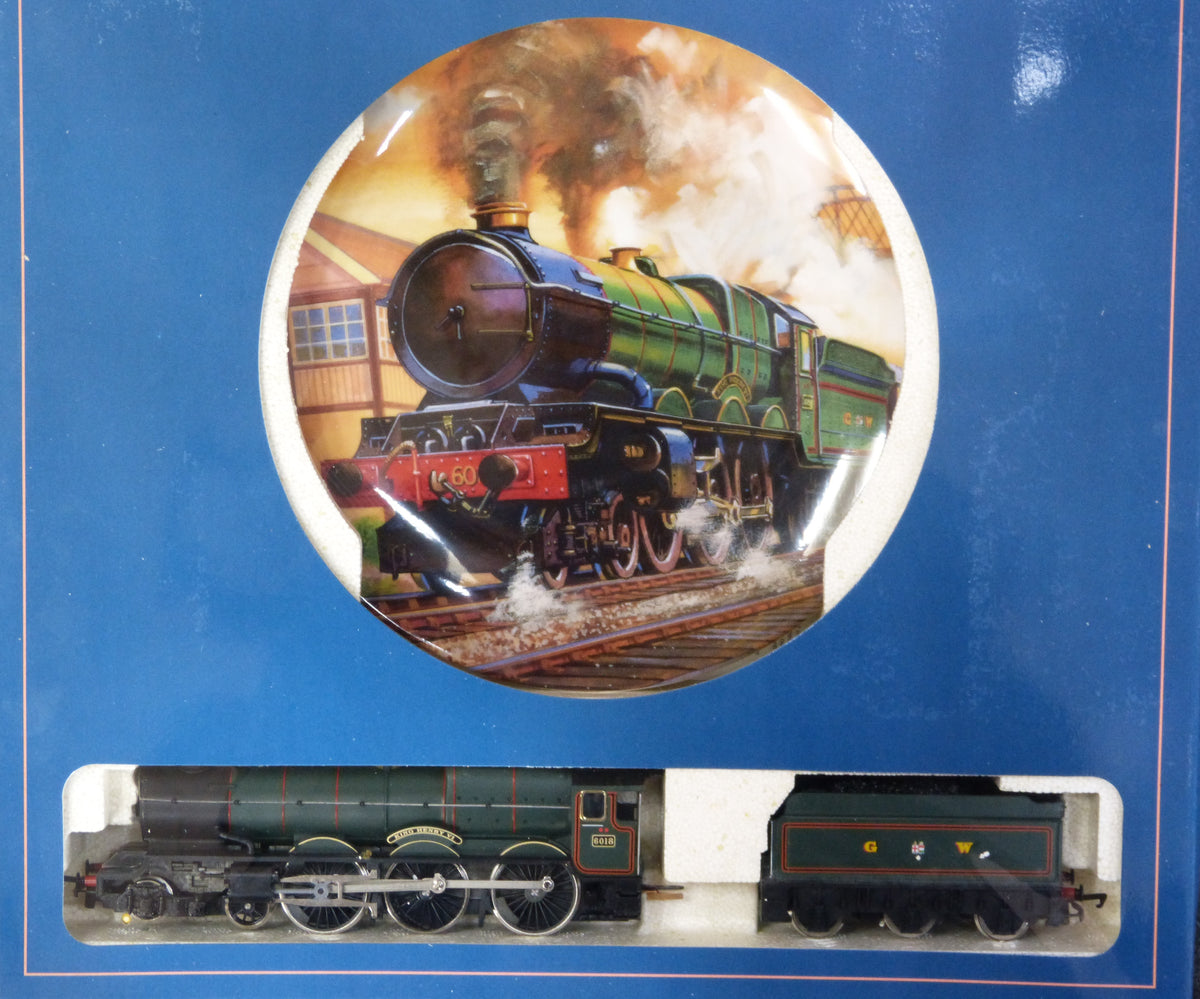 MON Hornby R650 Royal Doulton Commemorative Pack - GWR King Class Stea ...
