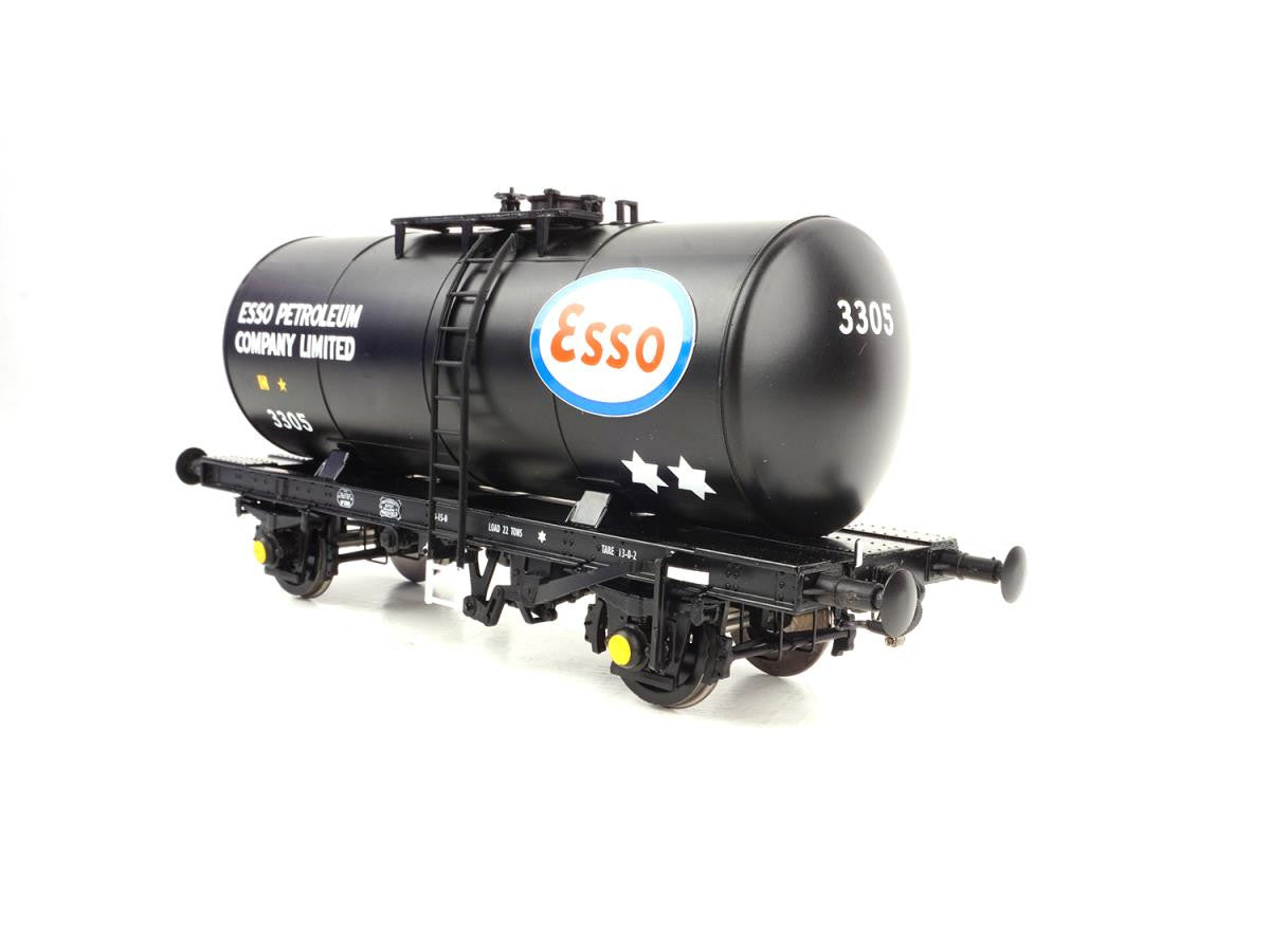 Heljan 1010 35T 'B' Tank ESSO Black (Eaarly) 3305 - O Gauge — Model ...