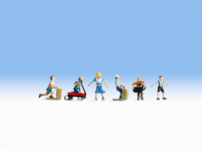 Noch 36811 Playing Children Figure Set (6), N Gauge — Model Railway ...